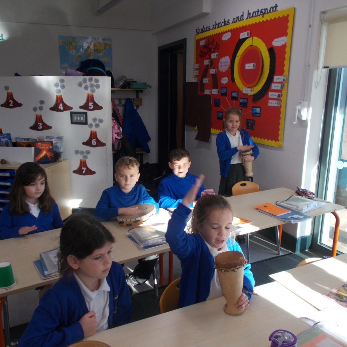 Roebuck Academy - Making storms in Year 3!